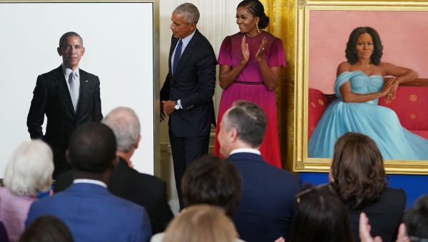 What on Earth Happened With Barack Obama's White House Portrait ...