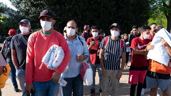 White House says it's tracking potential migrant flight to Delaware ...